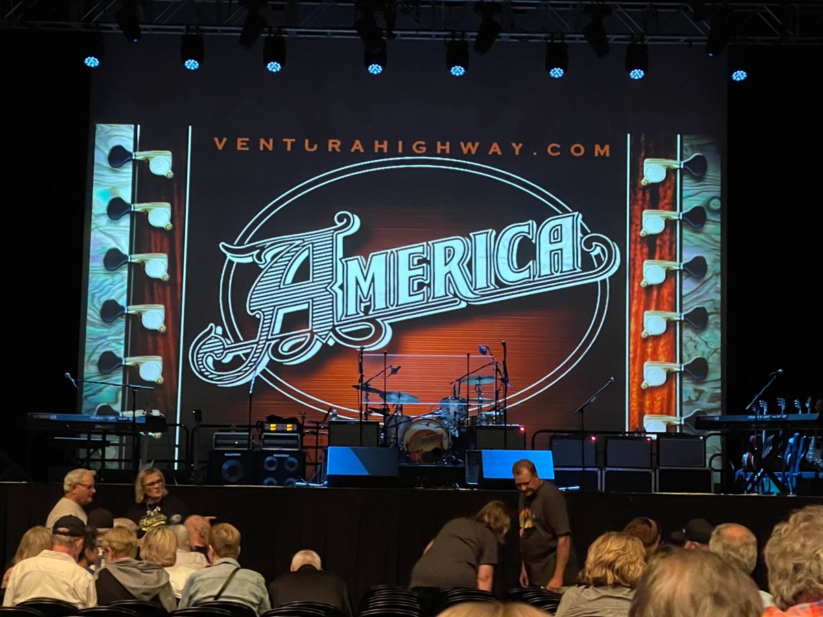 America (2023, concert review) – Ticket 2 Ride